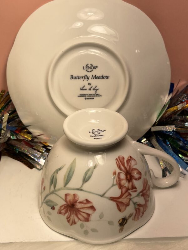 Lenox Butterfly Meadow Tiger Swallowtail Tea Cup Set with Butterfly Tea ...
