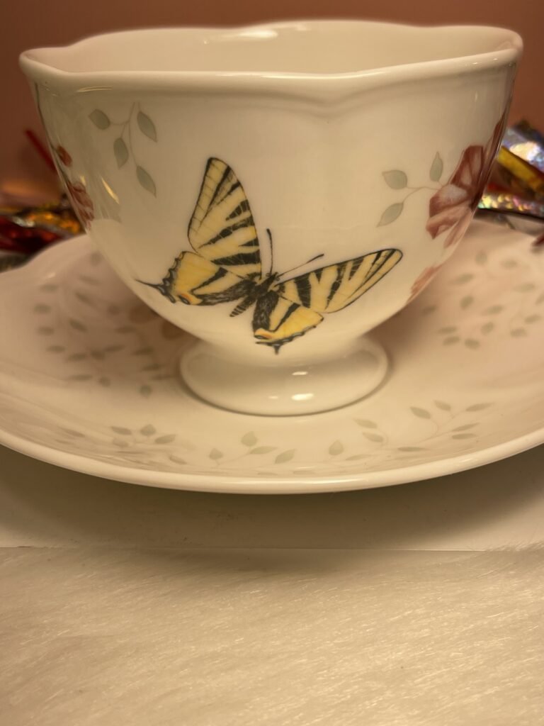 Lenox Butterfly Meadow Tiger Swallowtail Tea Cup Set with Butterfly Tea ...