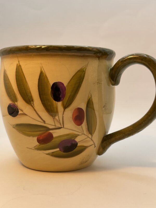 Antique Olive Mug - CupofMood
