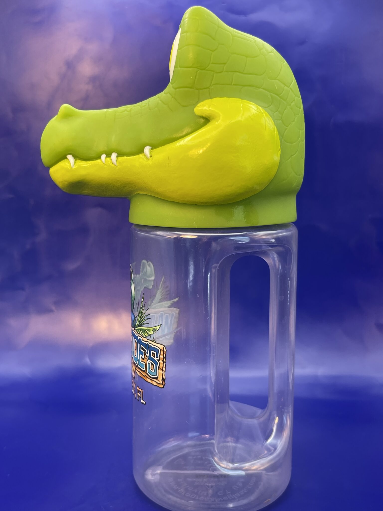 Whiskey Joe's Alligator Water Bottle - CupofMood